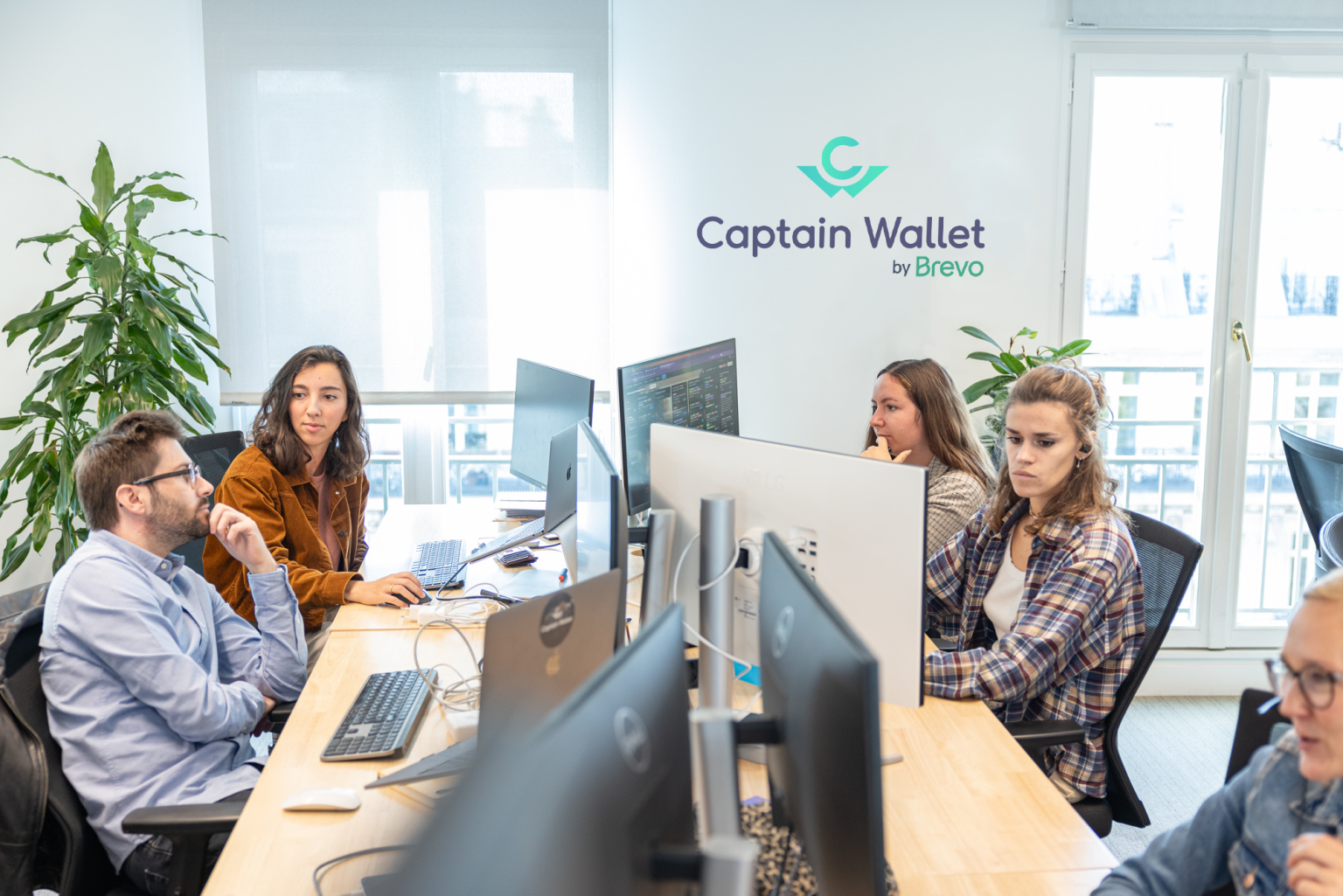 Captain Wallet - Leader in Mobile Wallet Marketing in Europe